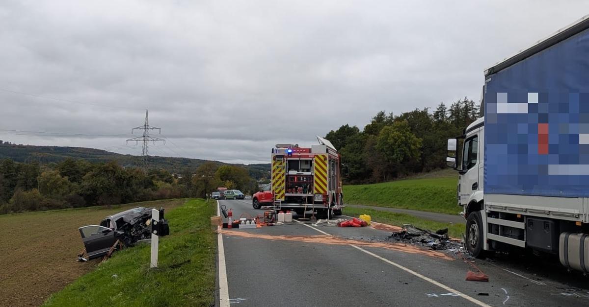 Autofahrerin stirbt nach Kollision mit Lkw auf B277 bei Katzenfurt